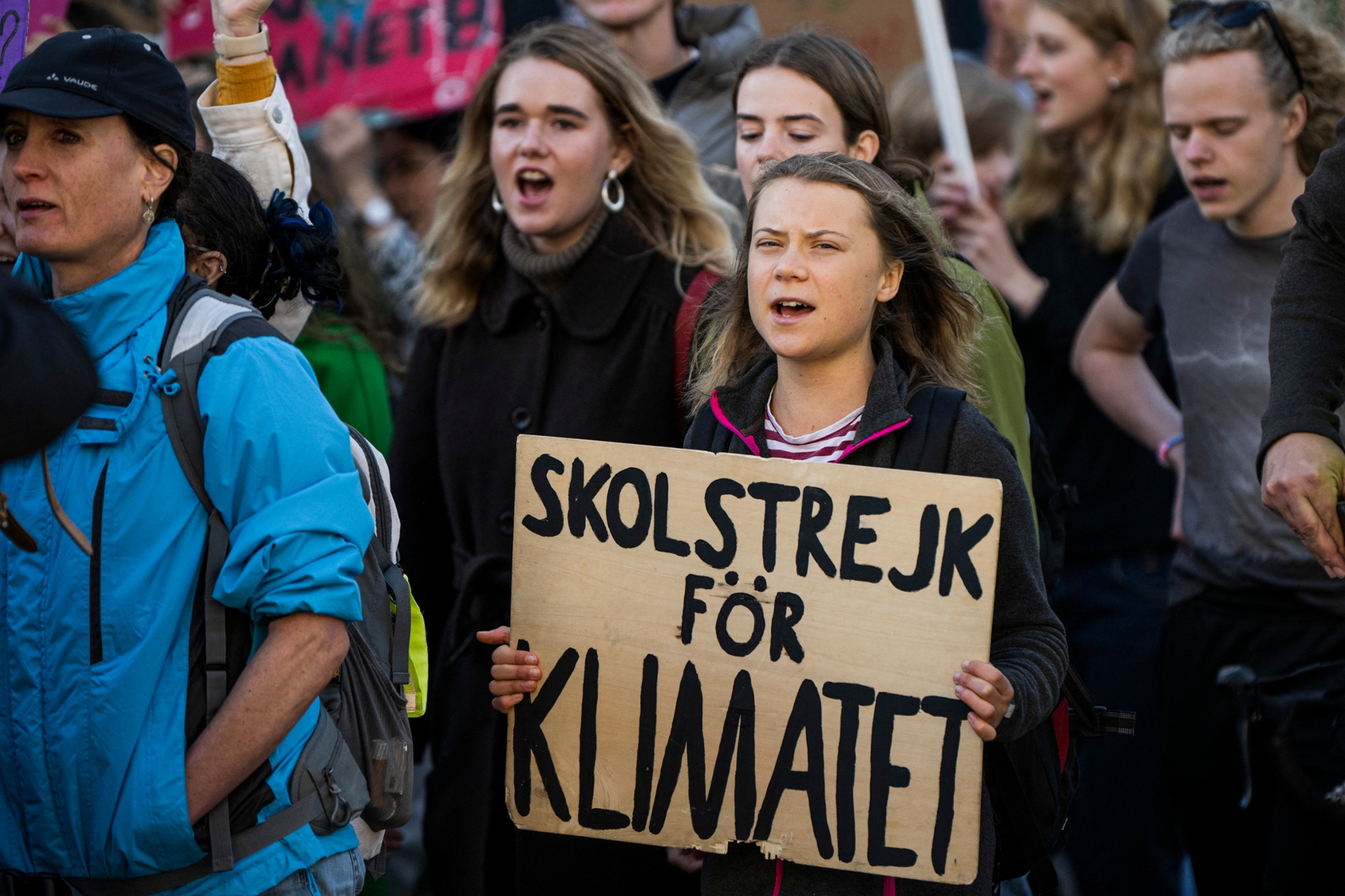Omondo.info! - OMONDO ENVIRONNEMENT - Greta Thunberg manifeste à Milan ...